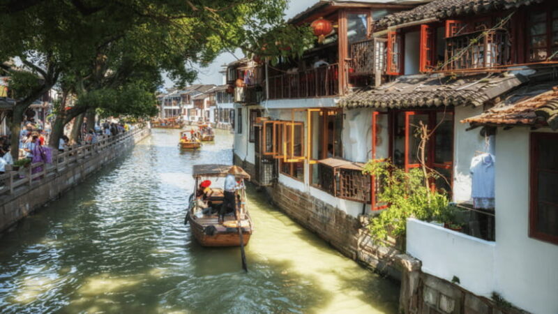 Zhujiajiao & Shanghai:Small Group Tour Water Town to Skyline - The Sum Up