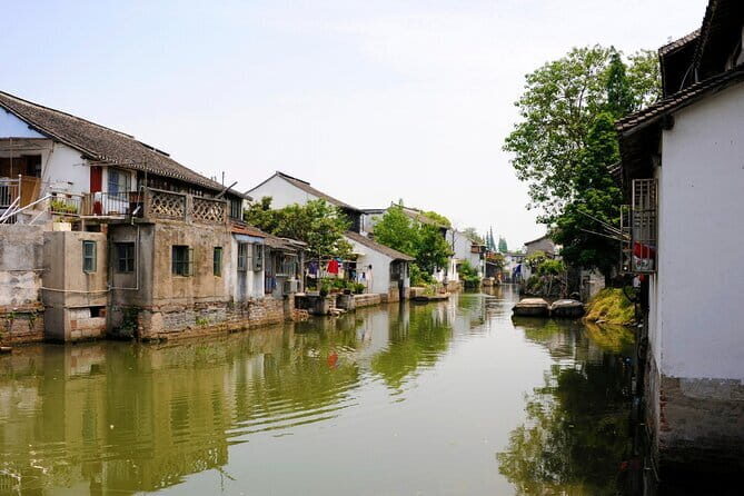 Zhujiajiao & Shanghai:Small Group Tour Water Town to Skyline - Authentic Experience Highlights