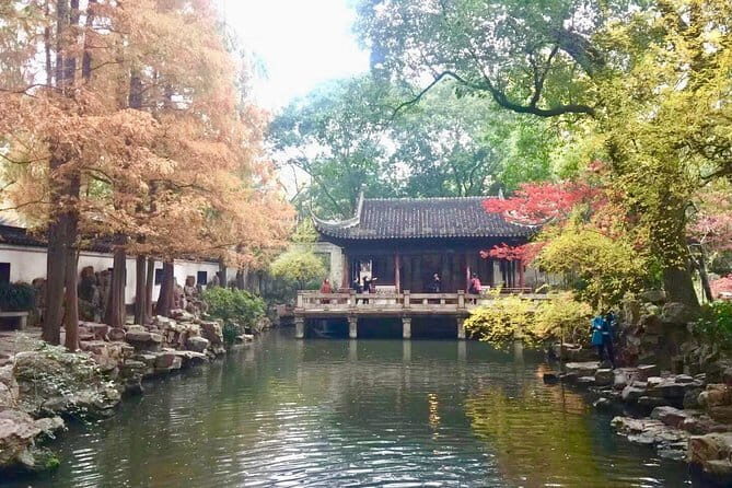 Zhujiajiao Water Town and Shanghai City Highlights Private Day Tour - The Practicalities: Value, Comfort, and Convenience