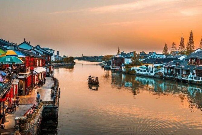 Zhujiajiao Water Town Private Tour with Amazing Night Lights and Rooftop Bar - A Deep Dive into What the Tour Offers