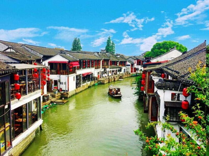 Zhujiajiao Water Town Private Tour with Night River Cruise - Key Points