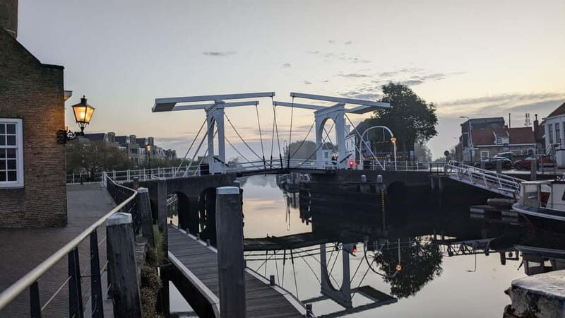 Zierikzee: Guided Walking Tour - Who Should Consider This Tour?