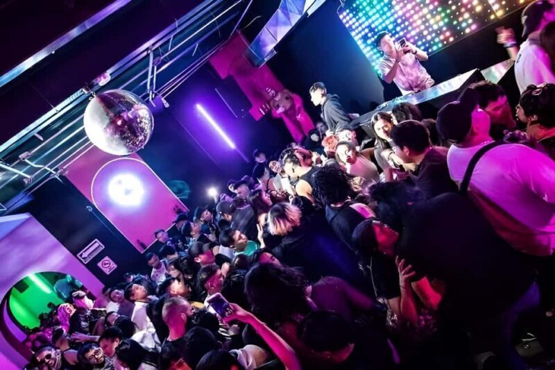 Zona Rosa Mexico City Nightlife: Tacos and LGBT Bar Tour - Practical Tips for Participants