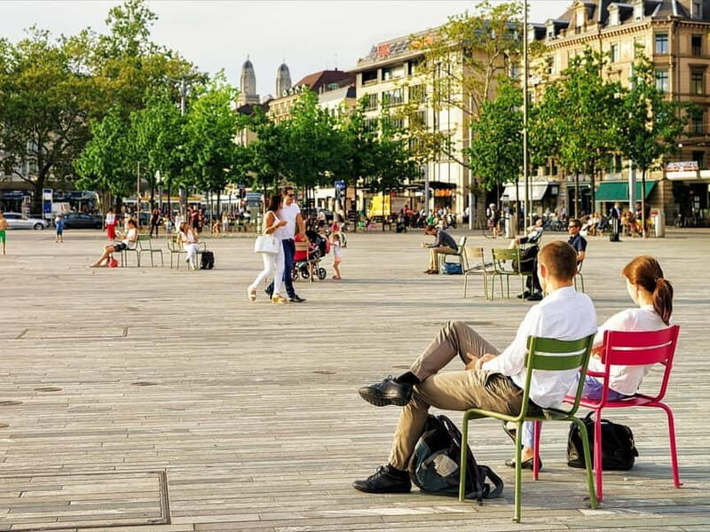 Zurich: 2-hour Best Intro Walking Tour with a Local - What to Expect from the Tour