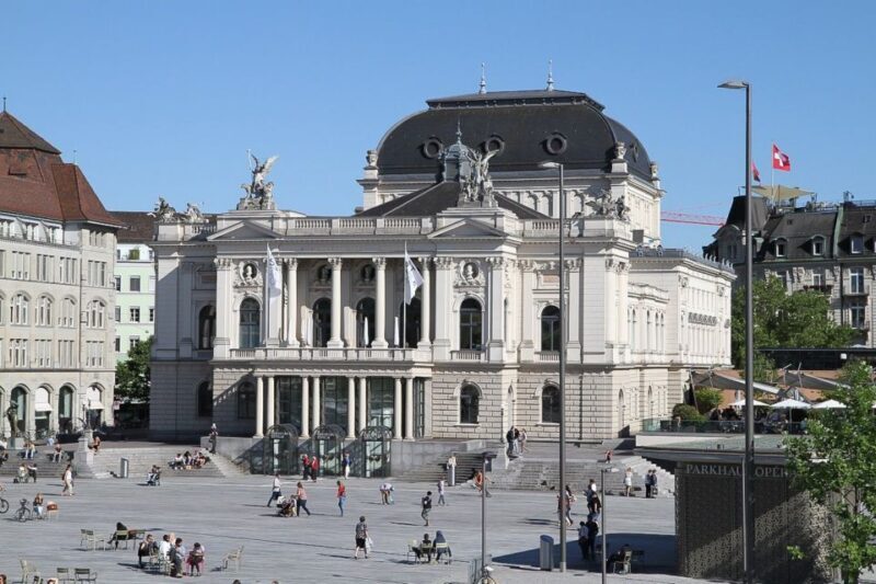 Zürich: 2-Hour Sightseeing Bus Tour - Potential Limitations