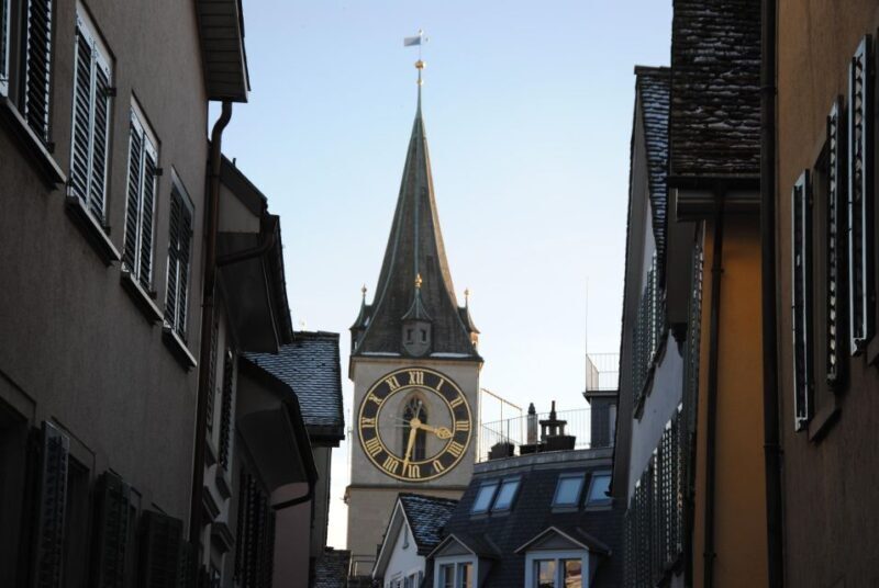 Zurich: 360° city walk including hidden spots - Introduction