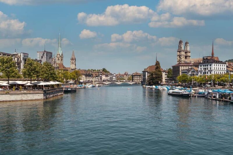 Zurich: 360° City Walk Tour Including Hidden Spots - A Closer Look at the Zurich 360° City Walk Tour
