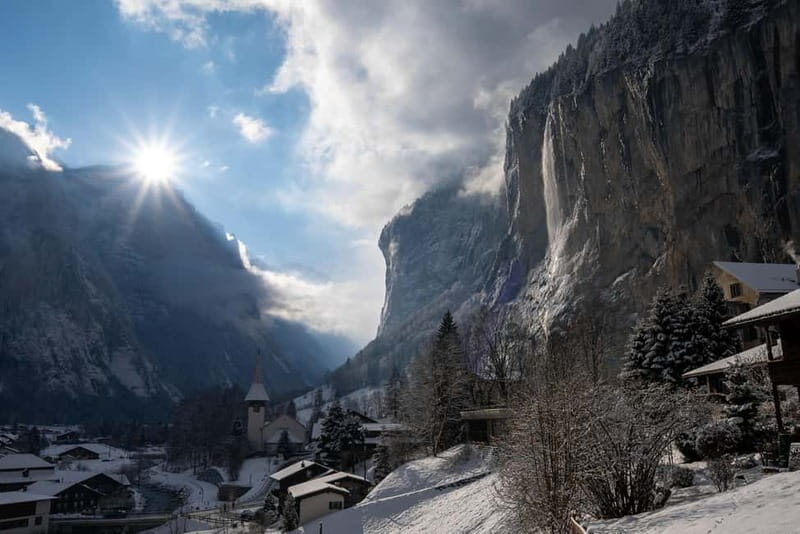 Zurich: Alps, Grindelwald, Lauterbrunnen & Interlaken Tour - Lake Lungern: A Serene Start