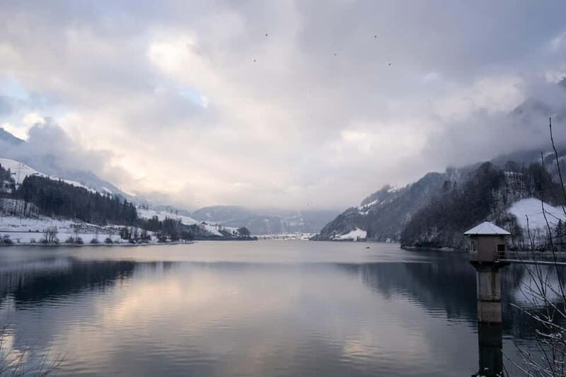 Zurich: Alps, Grindelwald, Lauterbrunnen & Interlaken Tour - Visiting Giessbach Waterfalls