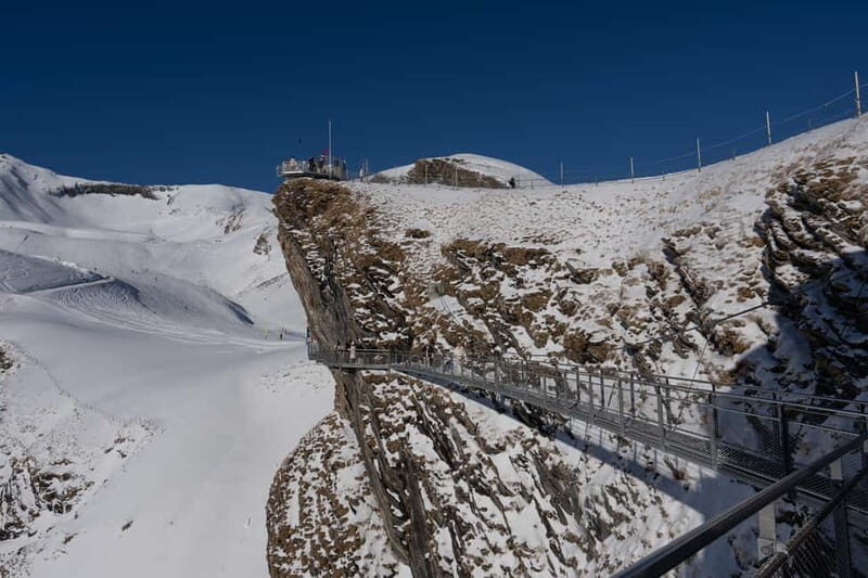 Zurich: Alps, Grindelwald, Lauterbrunnen & Interlaken Tour - Grindelwald: Mountain Town & Breathtaking Views