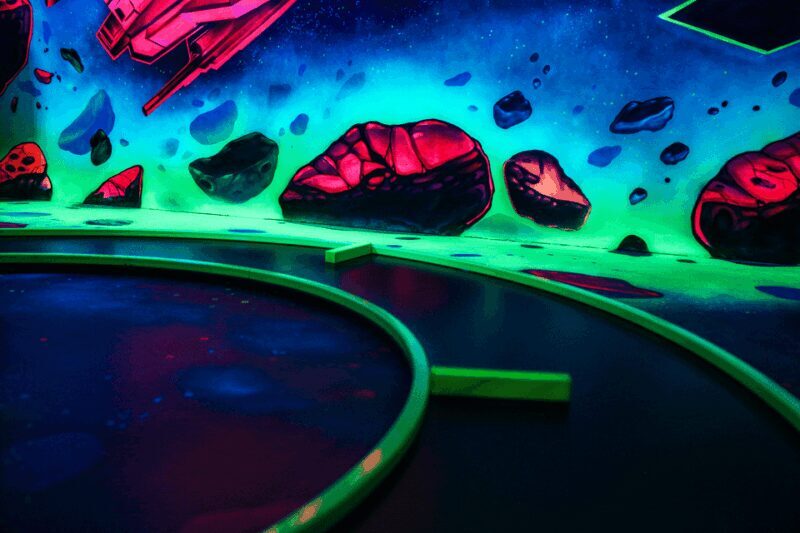 Zurich: Black Light Galaxy Minigolf - The Value and the Experience