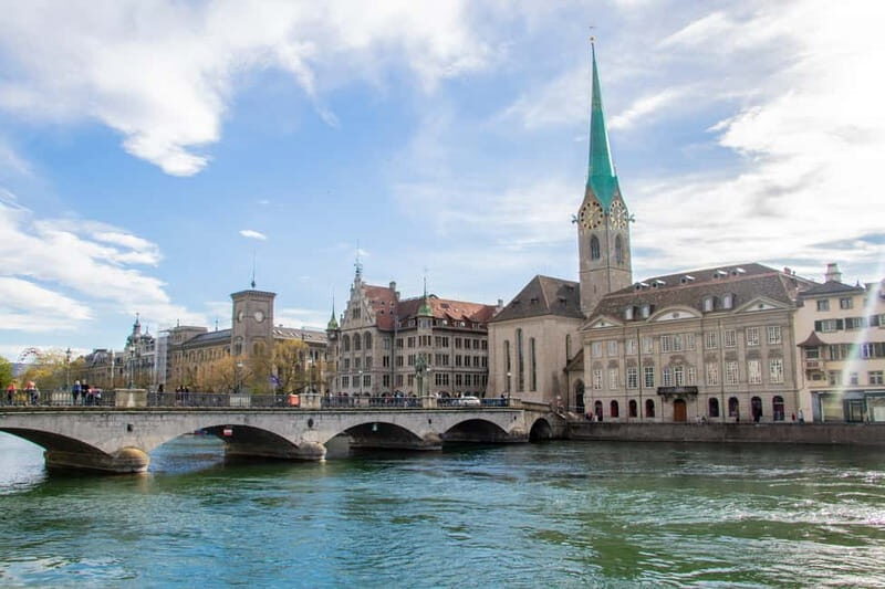 Zurich: Express Walk with a Local in 60 minutes - Why Choose This Tour?