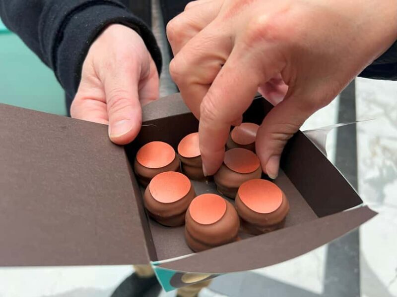 Zurich: Food Tour with 8+ Tastings with Cheeses & Chocolates - The Verdict: Who Will Love This Tour?