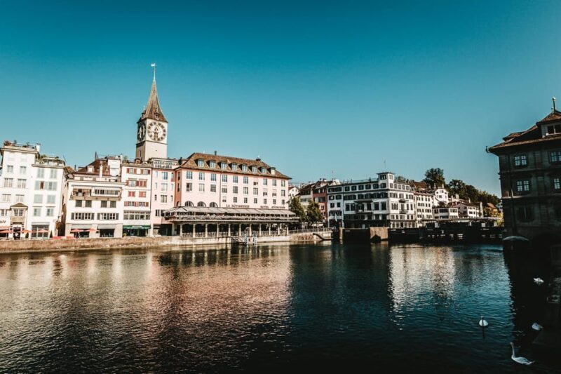 Zurich: LGBTQ city tour through Zurich incl. raclette - FAQ
