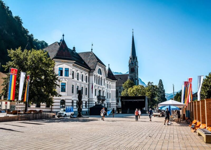 Zurich: Liechtenstein, Austria, Germany and Swiss Day Trip - FAQ