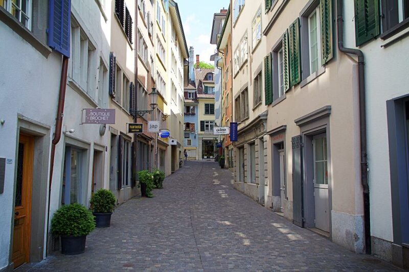 Zurich - Old Town Private Walking Tour - An In-Depth Review of the Zurich Old Town Private Walking Tour