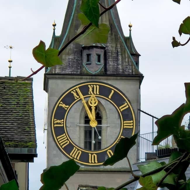 Zurich: Old Town Walking Tour - Key Points