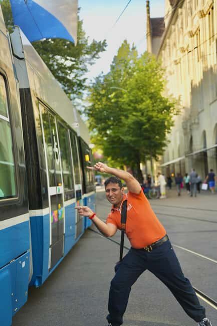 Zurich: Photoshoot & Private Guided Tour with a Local - An Authentic Zurich Experience with a Focus on Photos