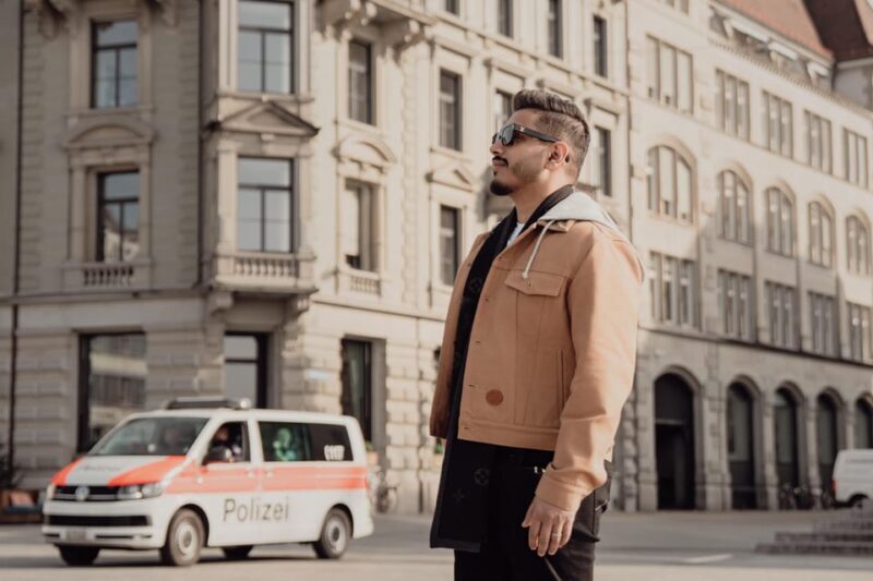 Zurich: Professional Photoshoot at the Best Spots - A Detailed Look at the Experience